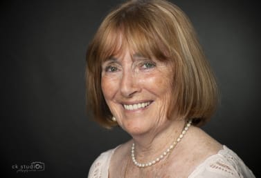 Commercial Talent Women – RubyBlue Artists